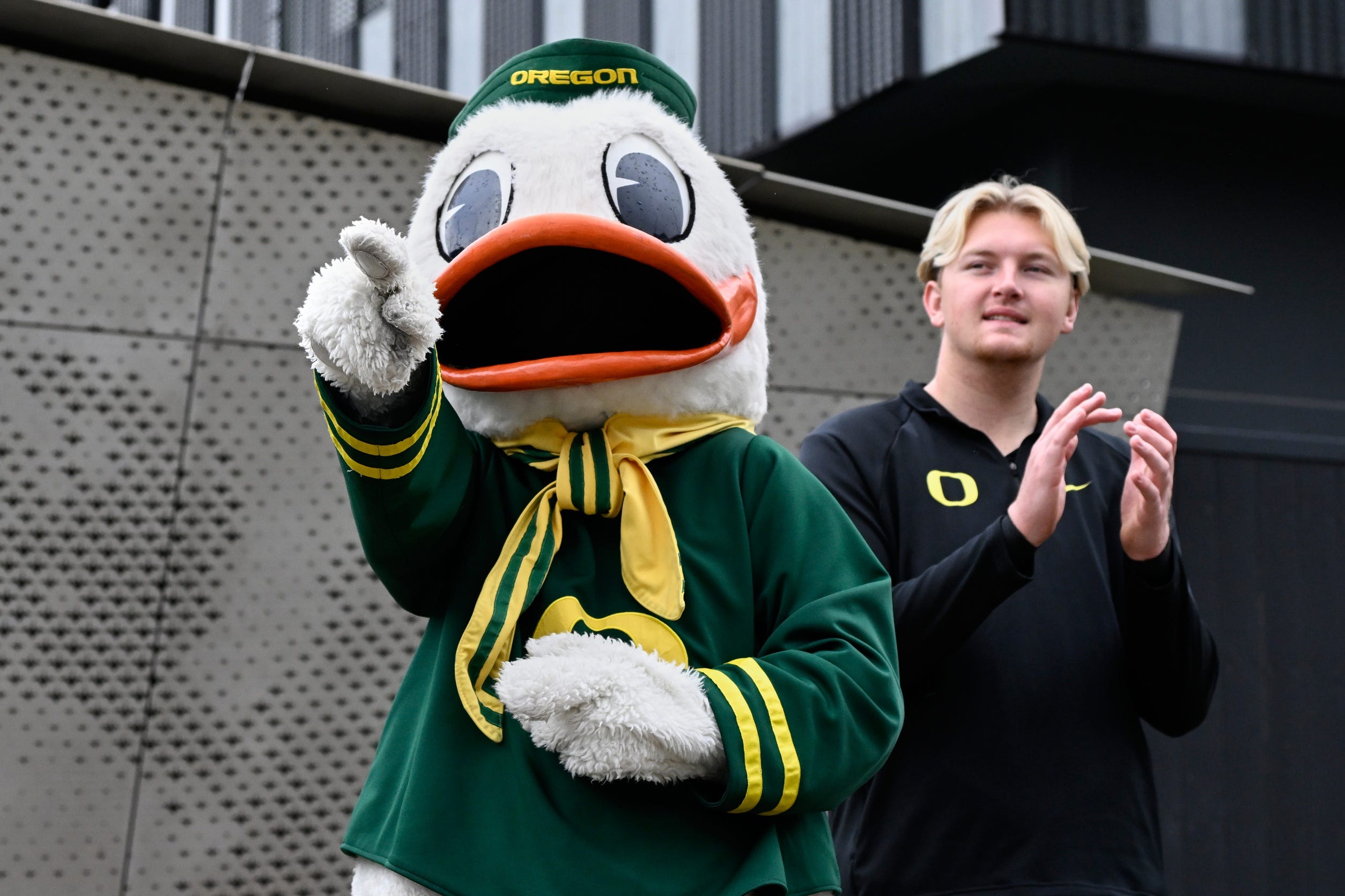 Ducks WR commit Hudson Lewis named Idaho's Gatorade Player of the Year