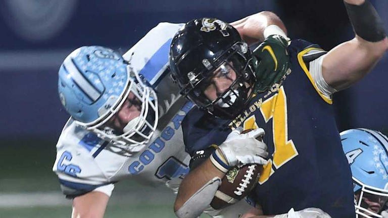 Texas high school football coach reassigned 3 years after winning state ...