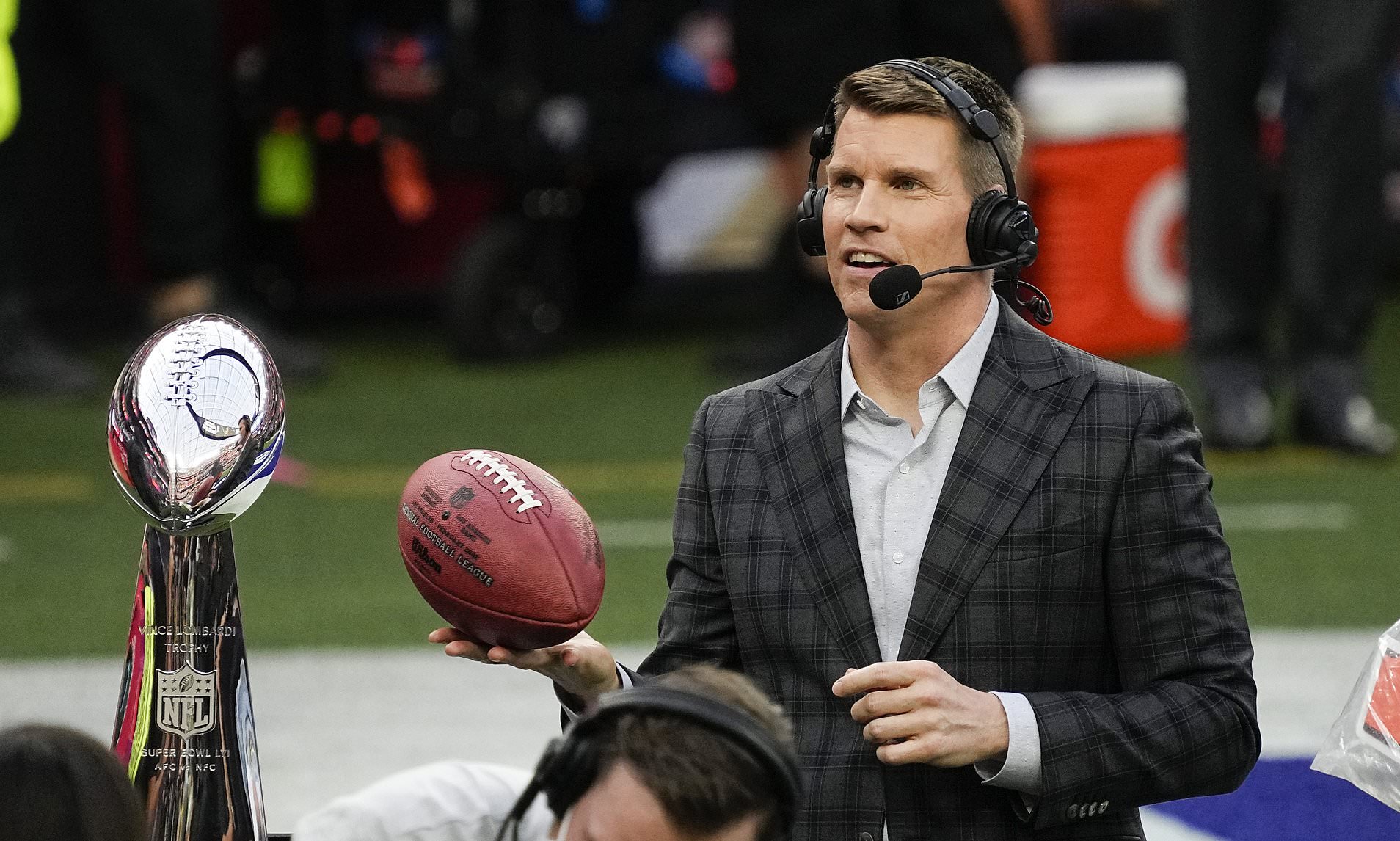 NFL fans fume as RedZone suffers technical issues minutes into ...