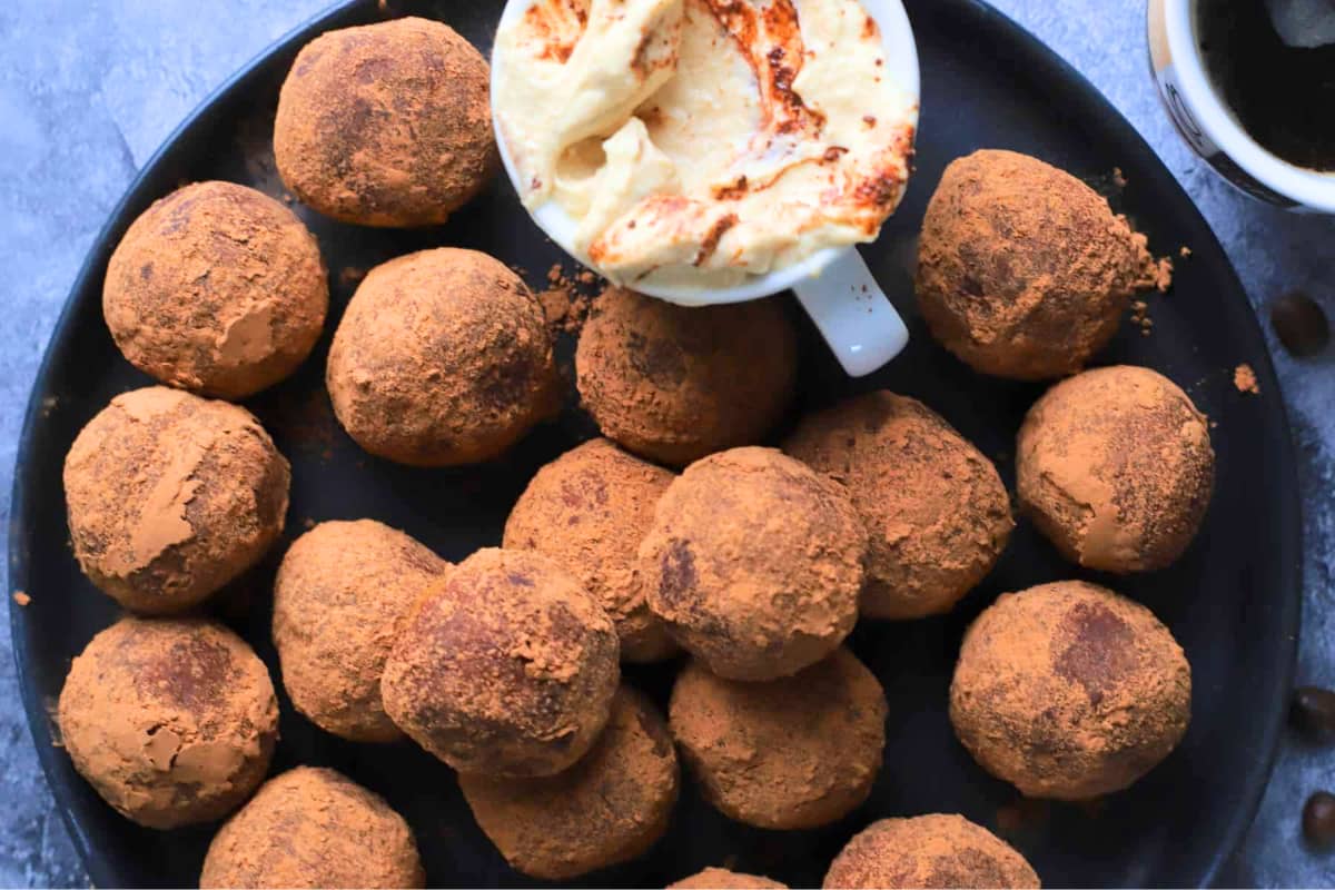 24 protein powder ideas for breakfast, snacks, and more