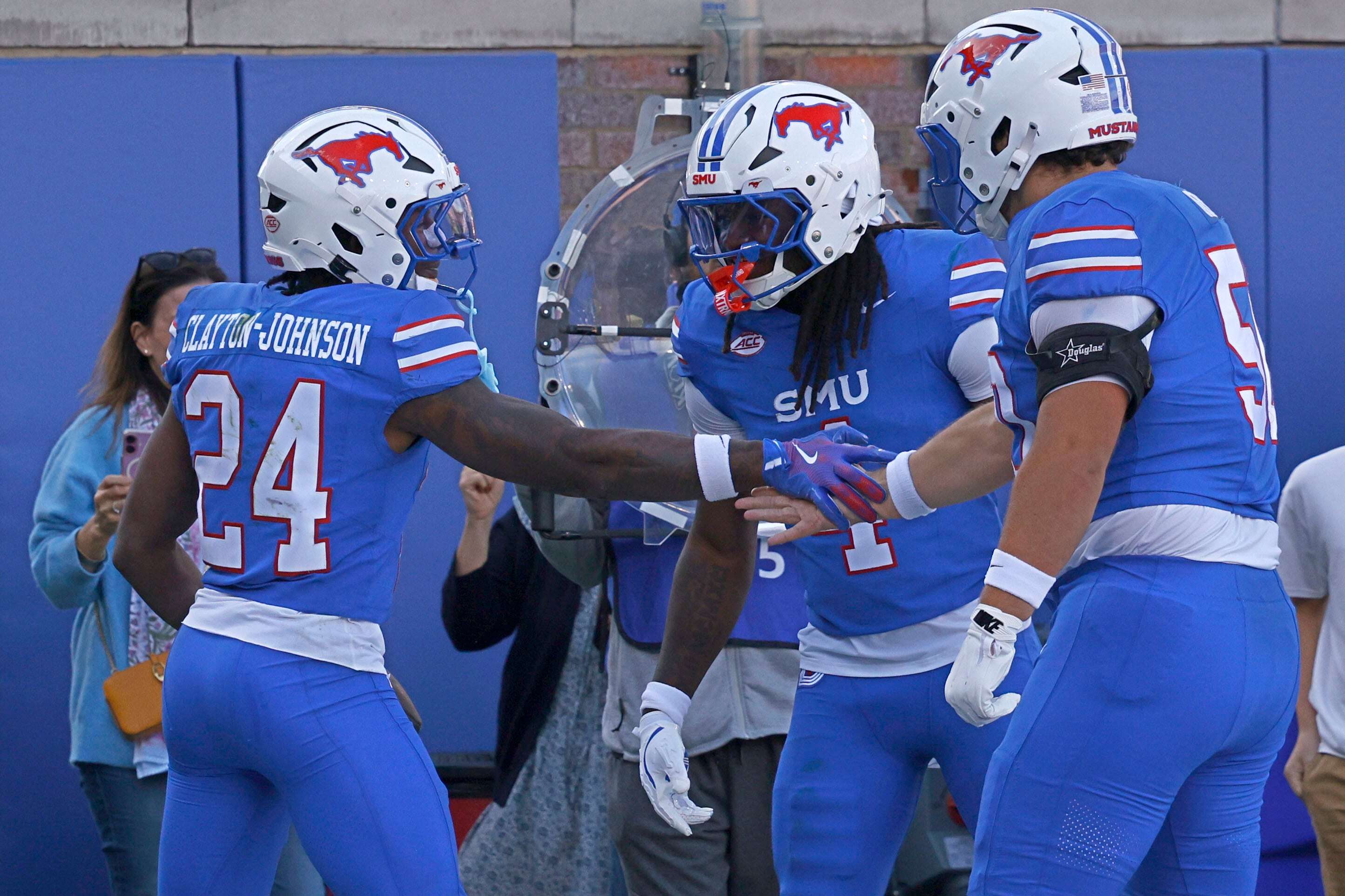 SMU to face Arizona in the Holiday Bowl