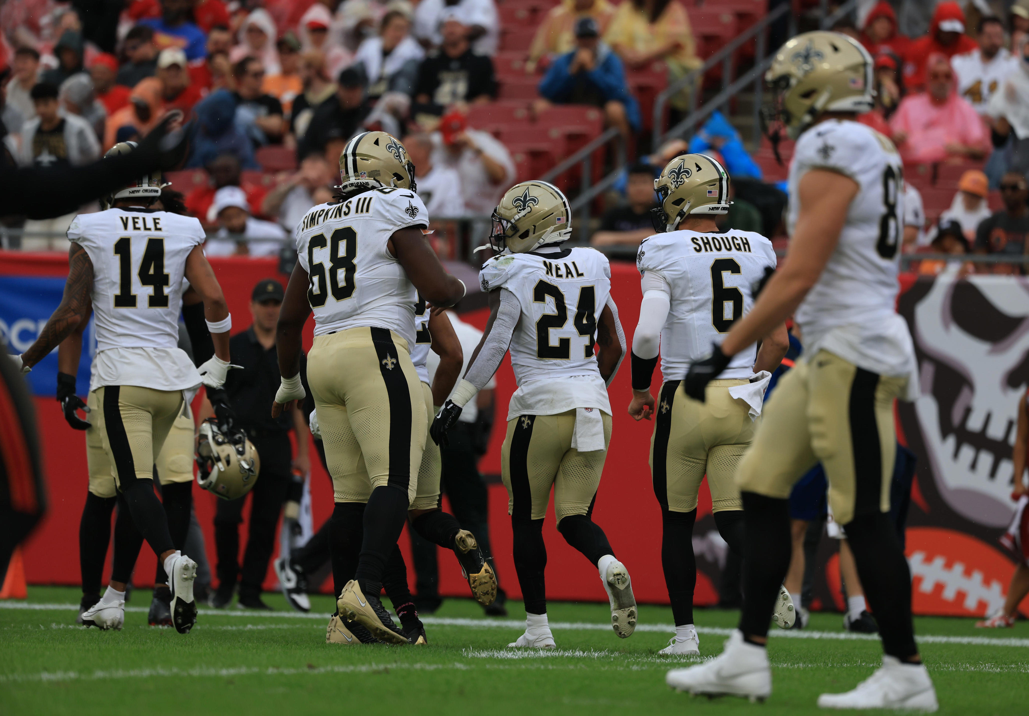 Watch: Devin Neal scores first touchdown of his young Saints career