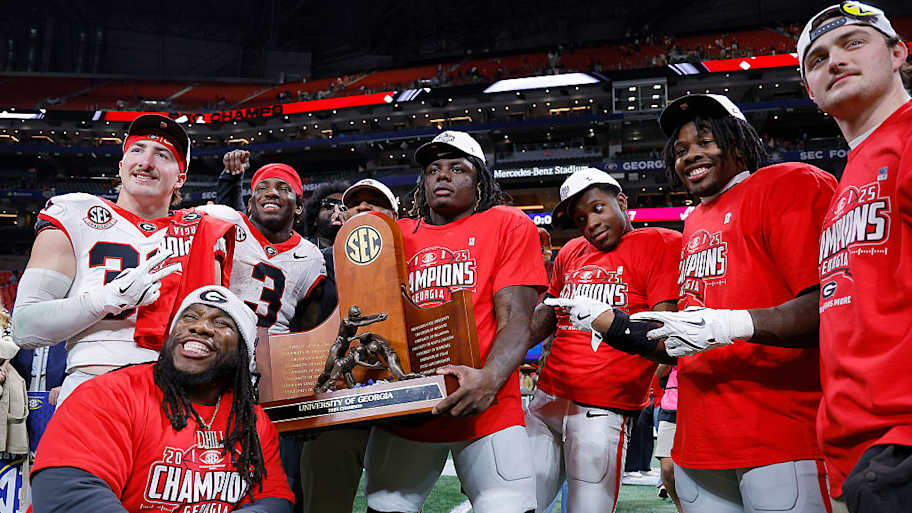 What the College Football Playoff bracket would look like with a 16 ...