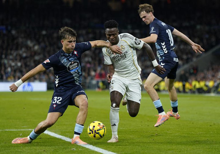 Soccer-Real Madrid handed shock home loss as Celta Vigo spring surprise