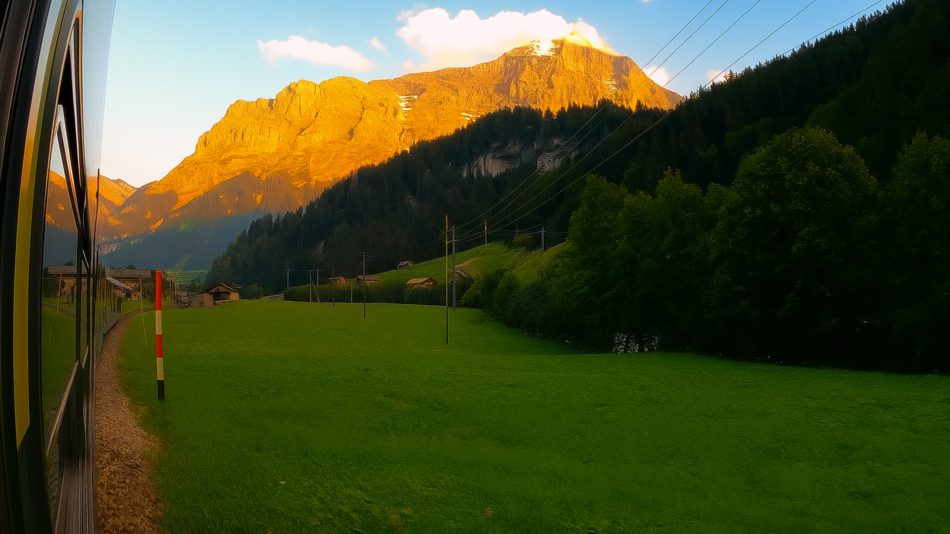 Switzerland sunset train ride to Grindelwald (4K)