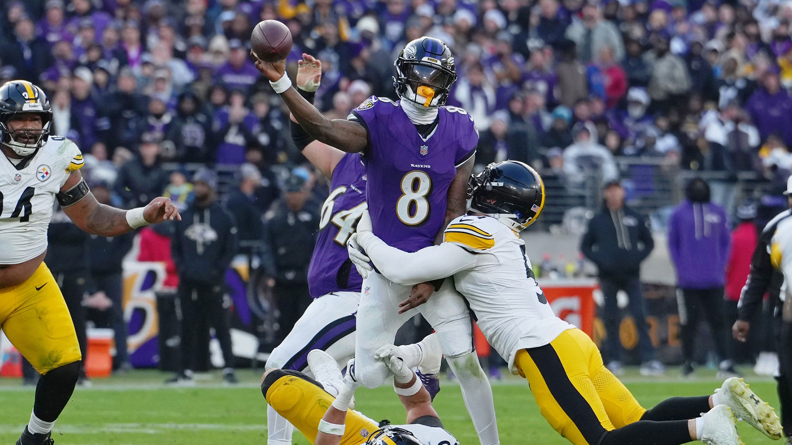 Ravens’ Lamar Jackson taking game-losing sack vs. Steelers is microcosm ...