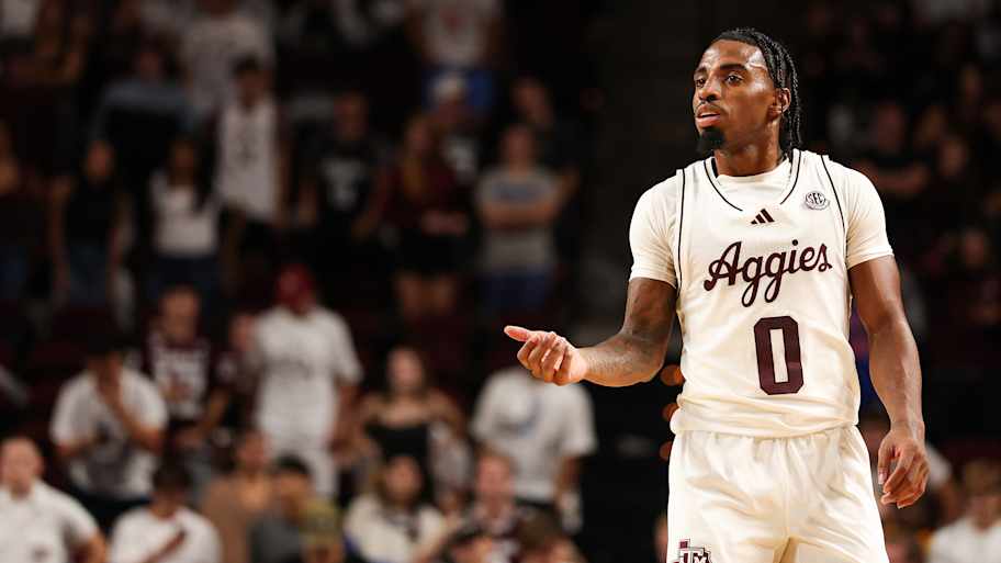 Aggie basketball’s last minute sloppiness costs them a much-needed win