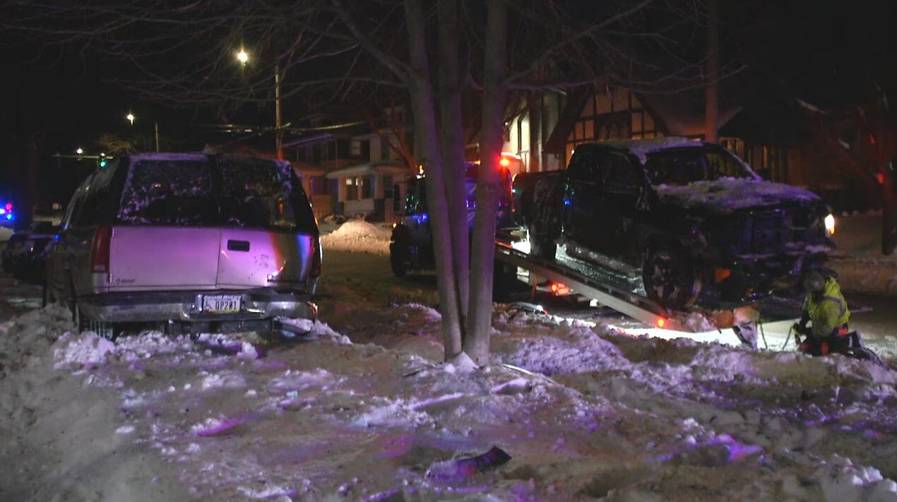 ‘They just turned it all the way sideways’: Cedar Rapids man in disbelief after truck crashes ...