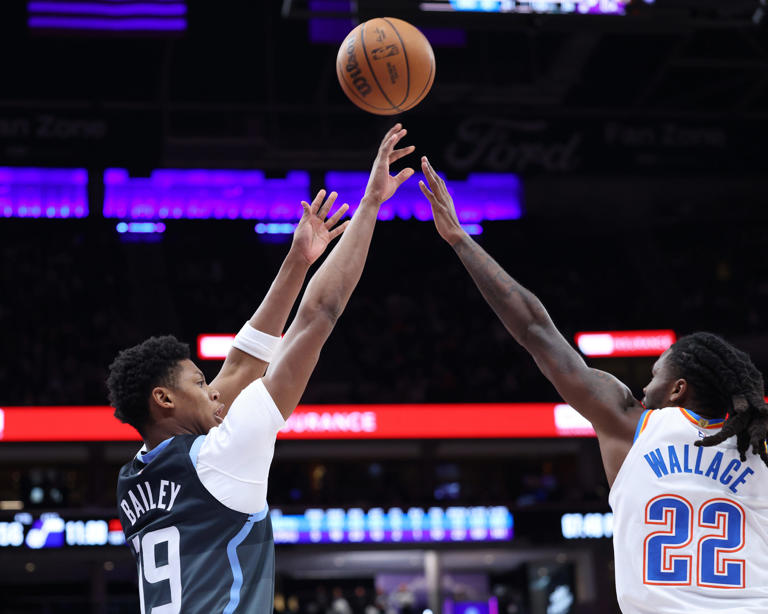 Photos: Best images from Thunder's 131-101 win over Jazz