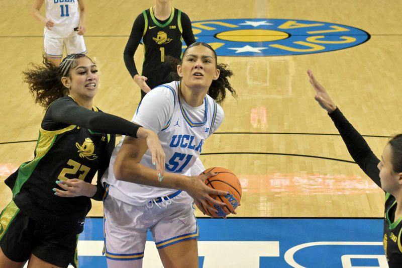 Women’s Top 25 roundup: UConn, Texas, South Carolina earn runaway wins