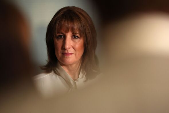 Rachel Reeves on the brink as petition demanding budget investigation ...