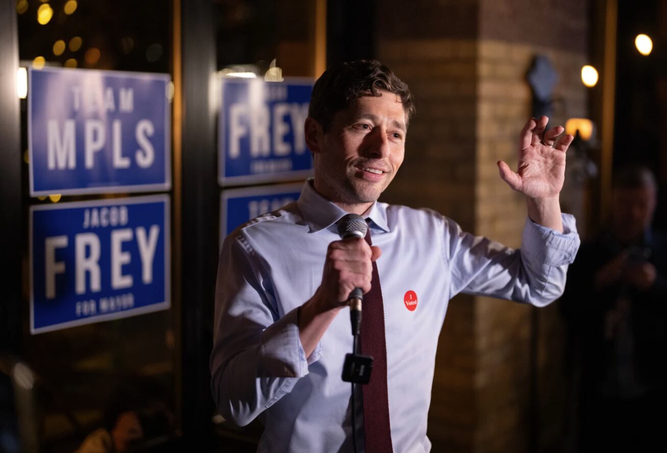 Minneapolis mayor calls ICE operation targeting undocumented Somalis ...