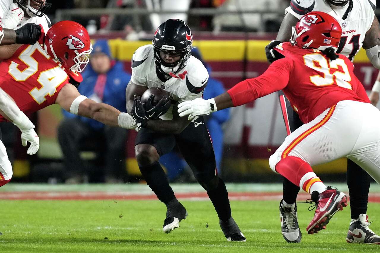 Houston Texans at Kansas City Chiefs updates: Texans take lead in ...