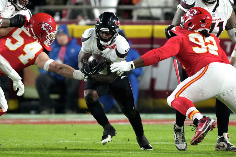 Houston Texans at Kansas City Chiefs updates: Texans take lead in ...