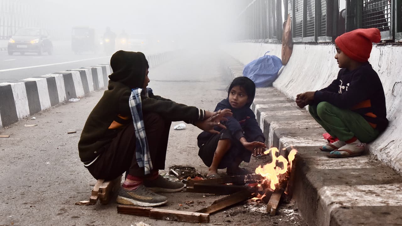 Delhi weather latest update: Cold winds to lower night temperatures ...