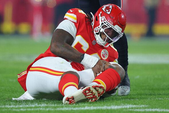 Chiefs star injured in awful scene as NBC won't show replay and Patrick ...