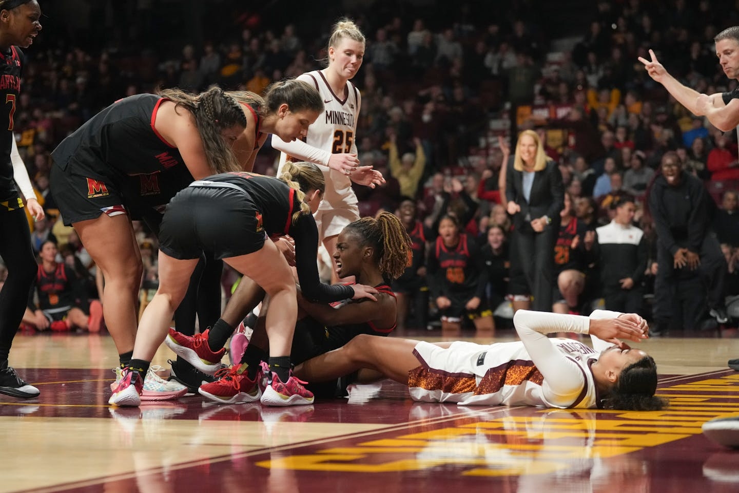 Gophers women’s basketball team blows nine-point lead in final minute ...