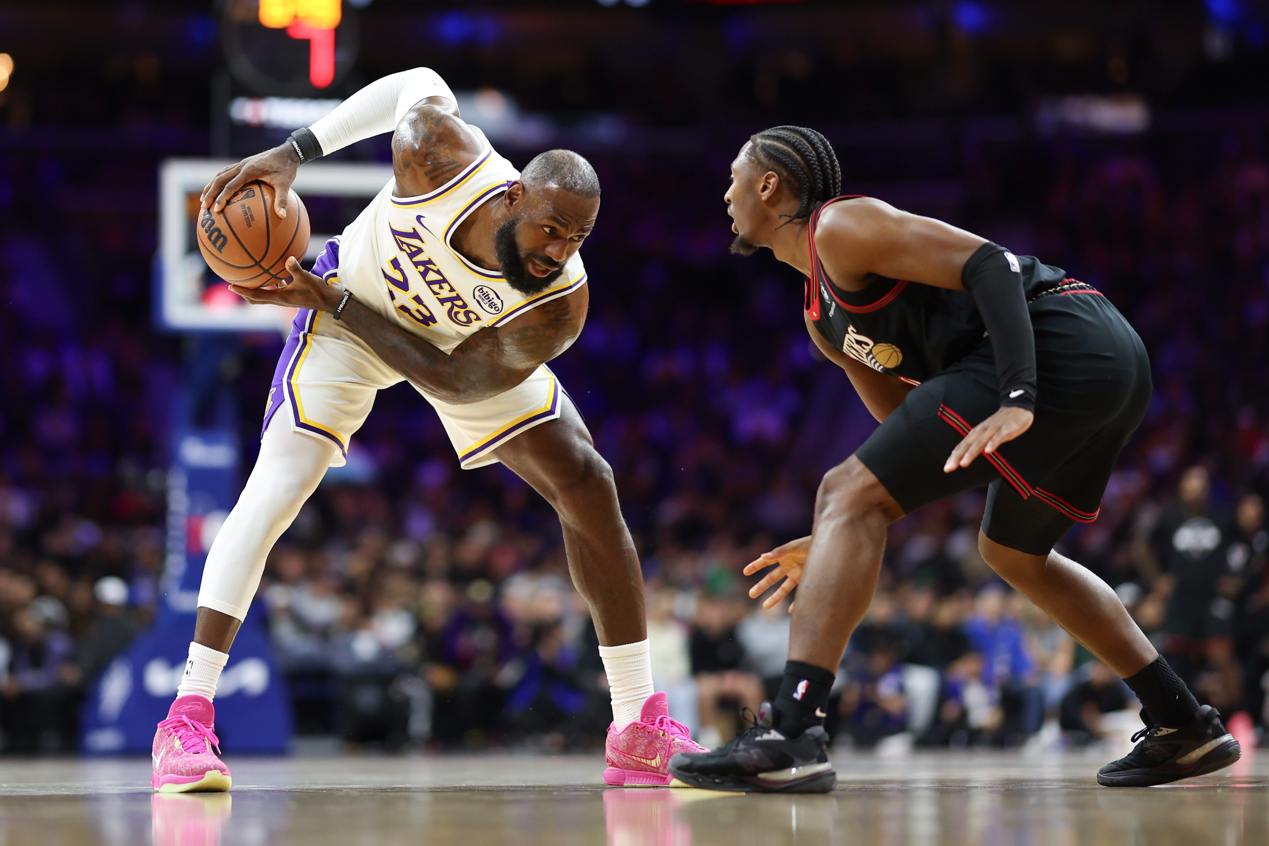 Player grades: Tyrese Maxey, Sixers fall short to LeBron James, Lakers