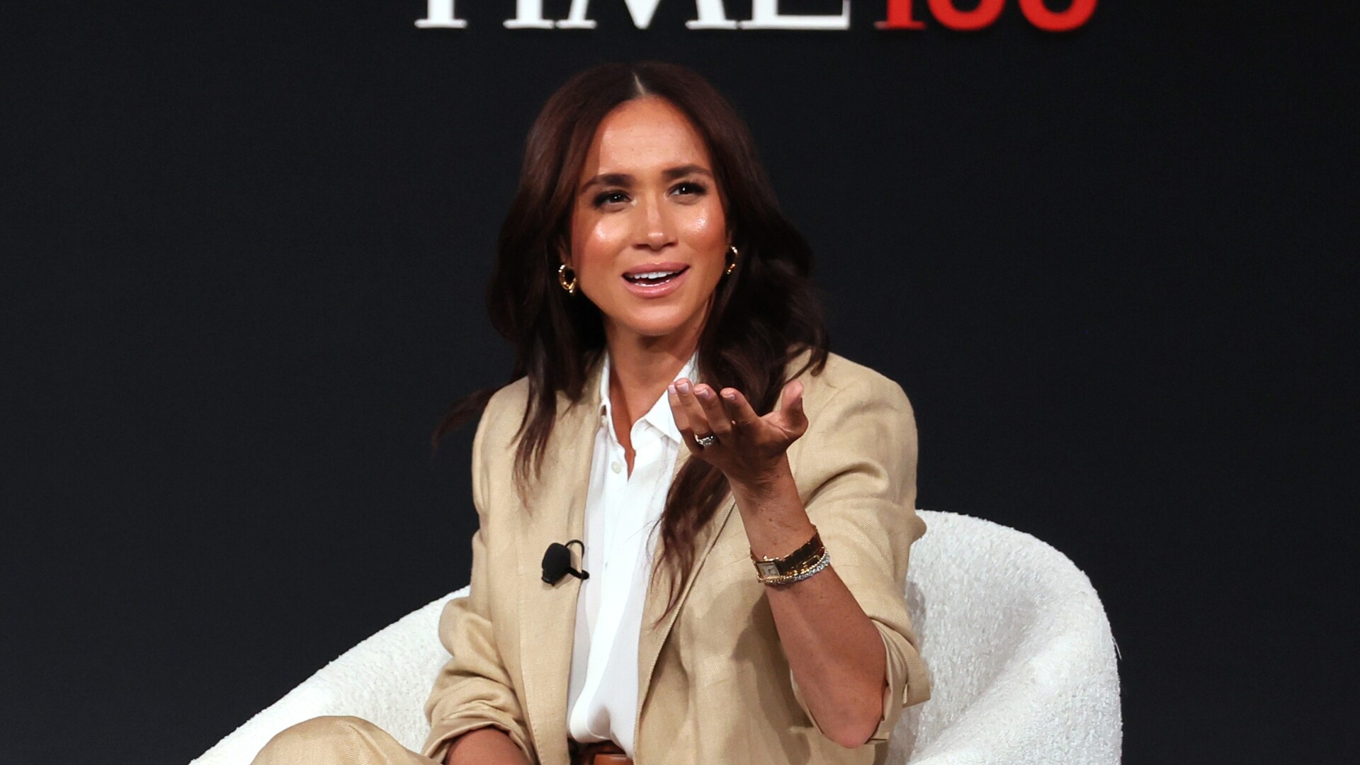 'Messy Markle is back': Meghan emails estranged dad following 'life-or ...