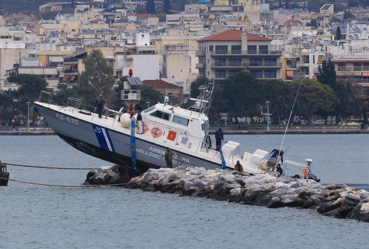 «Οι κακές καιρικές συνθήκες» - Τι είπε ο κυβερνήτης για το σκάφος του ...