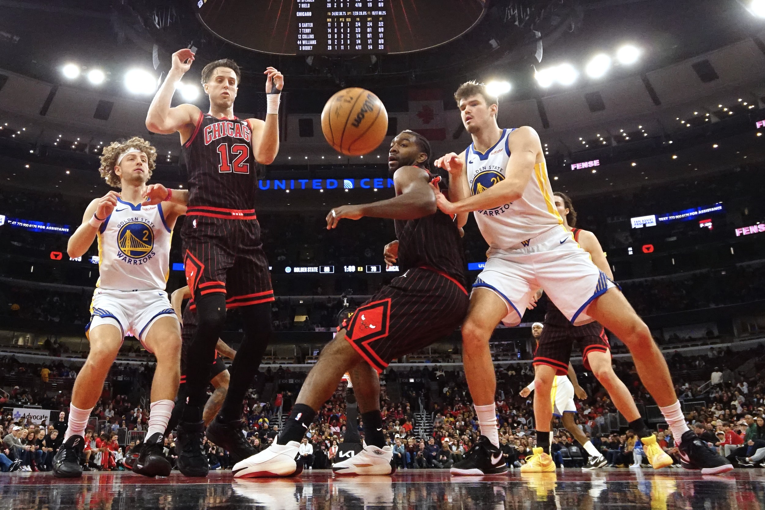 NBA: Podziemski scores 21, Warriors beat skidding Bulls