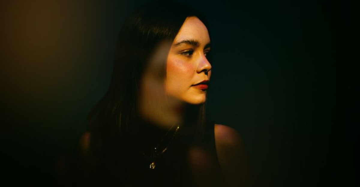 12 female habits that signal high self-respect