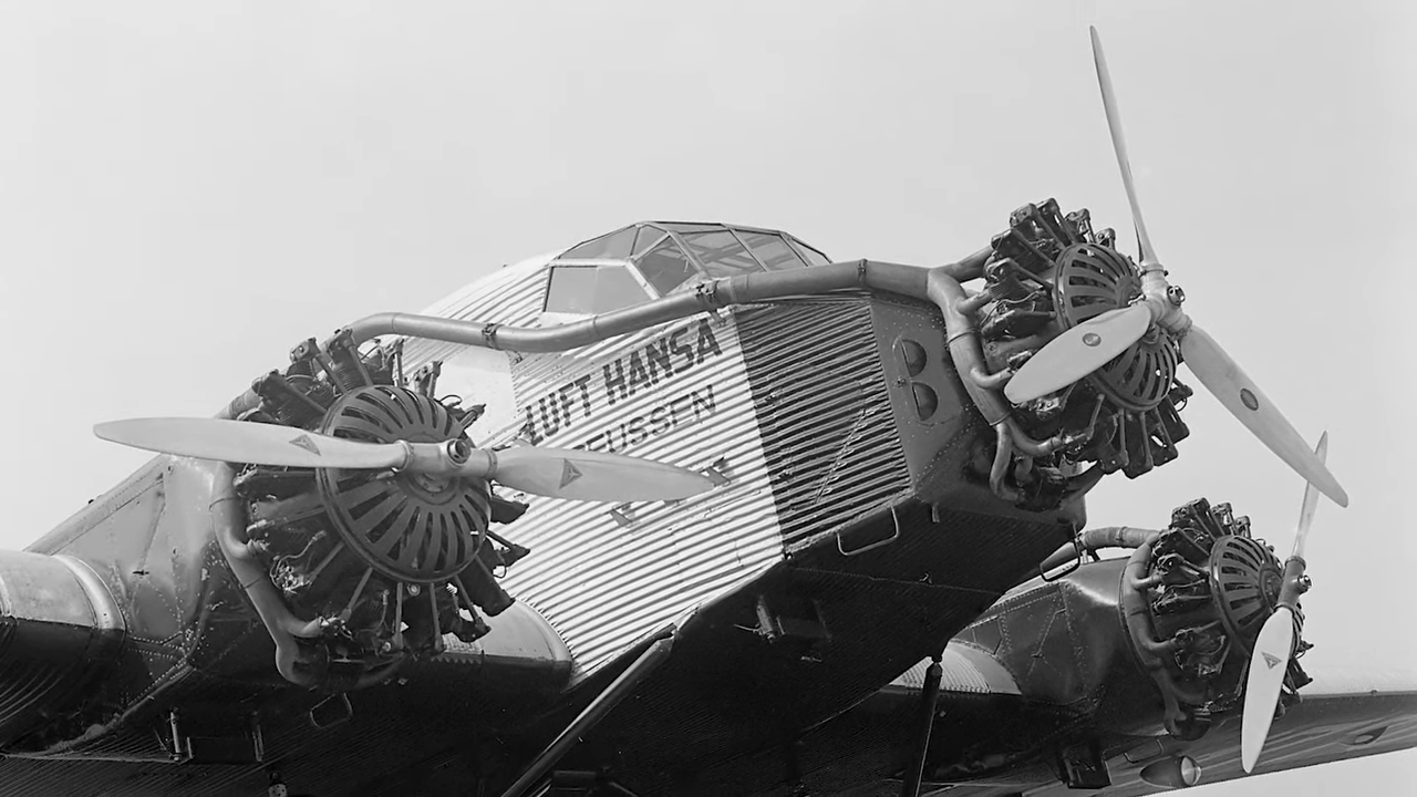 What made this aircraft the most important bomber of its time