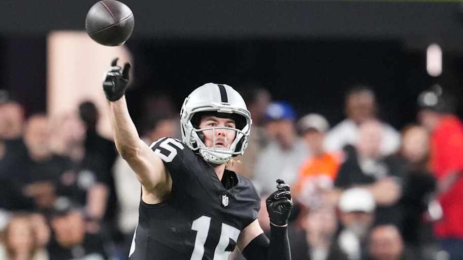 What Kenny Pickett showed the Raiders' coaching staff, fans Sunday
