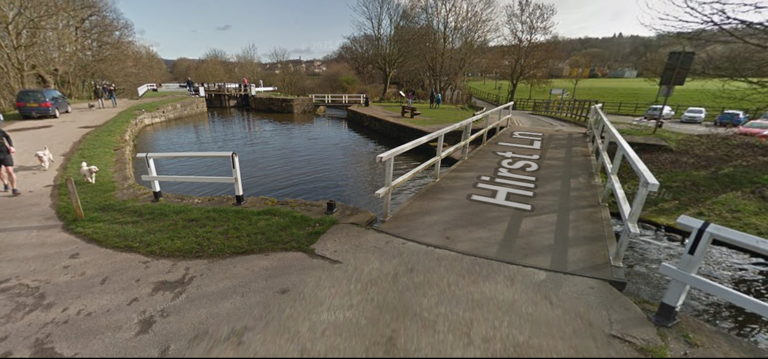 Police vehicle 'hit by brick' before rushing to scene of fatal Leeds ...