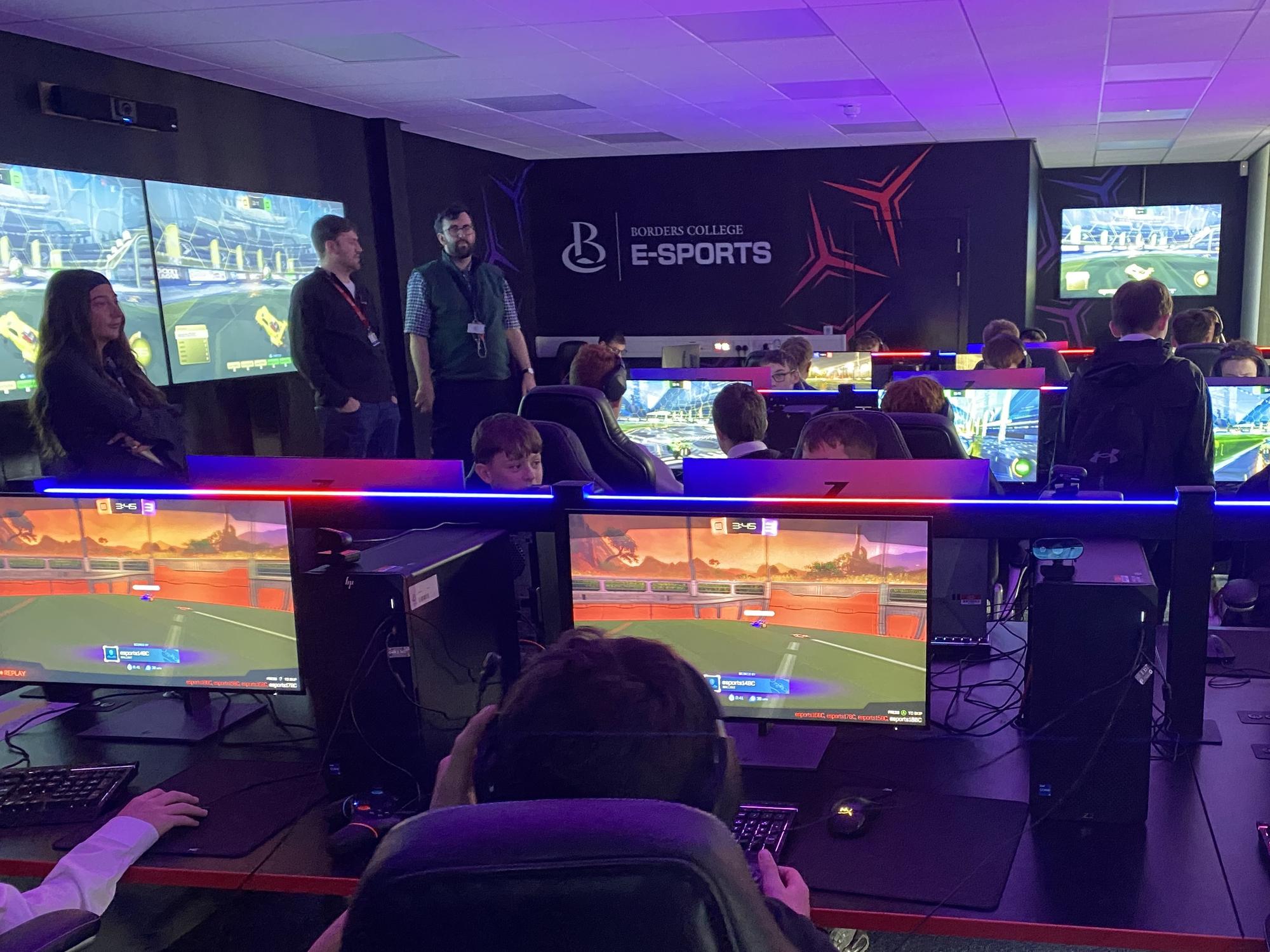 Esports events for high school pupils