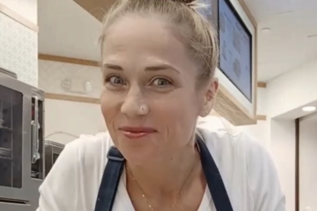 Who is Crystal Wilsey? Cinnabon employee fired over racist outburst