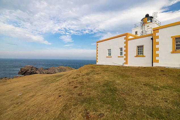 Zoopla's most viewed homes of 2025 - from a £1.8m estate with tennis ...