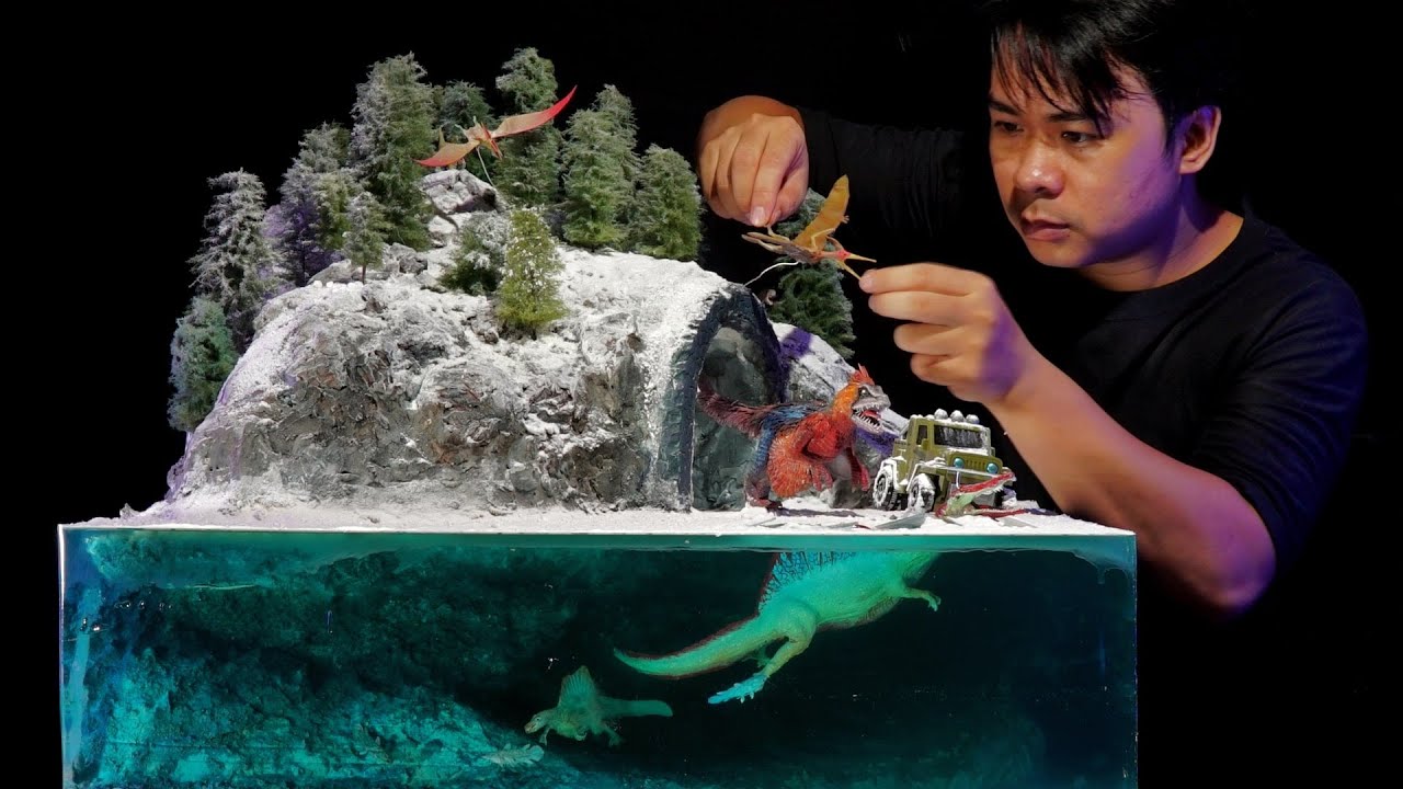 Building a snowy Jurassic World diorama: Sculpting Pyroraptor & Spinosaurus
