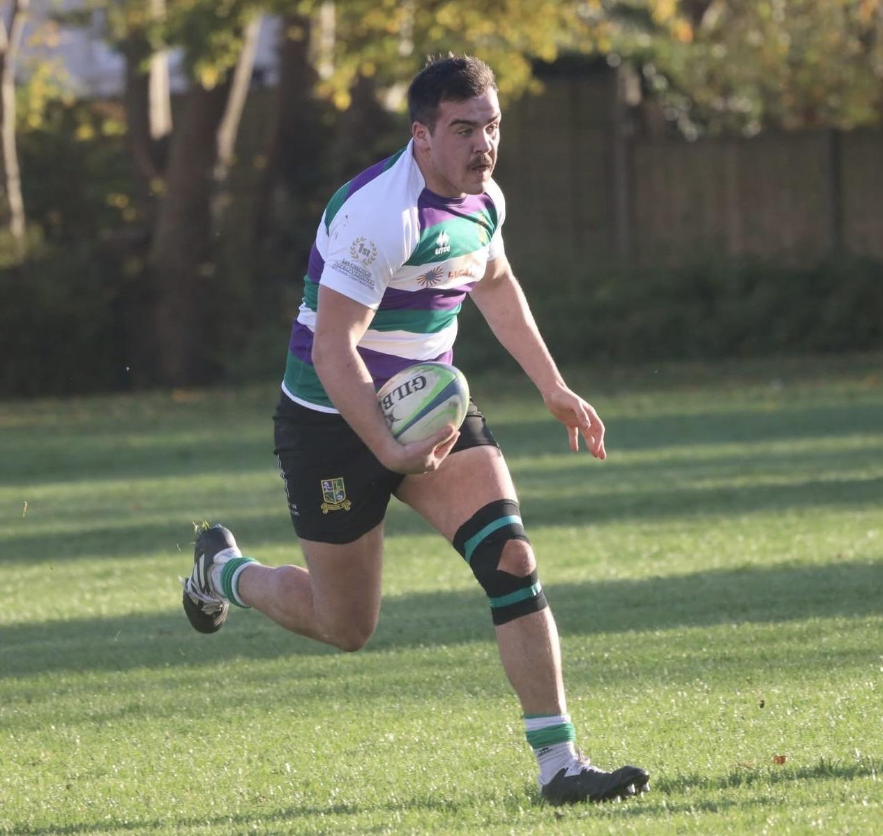 Bognor battle to rare win at Gosport