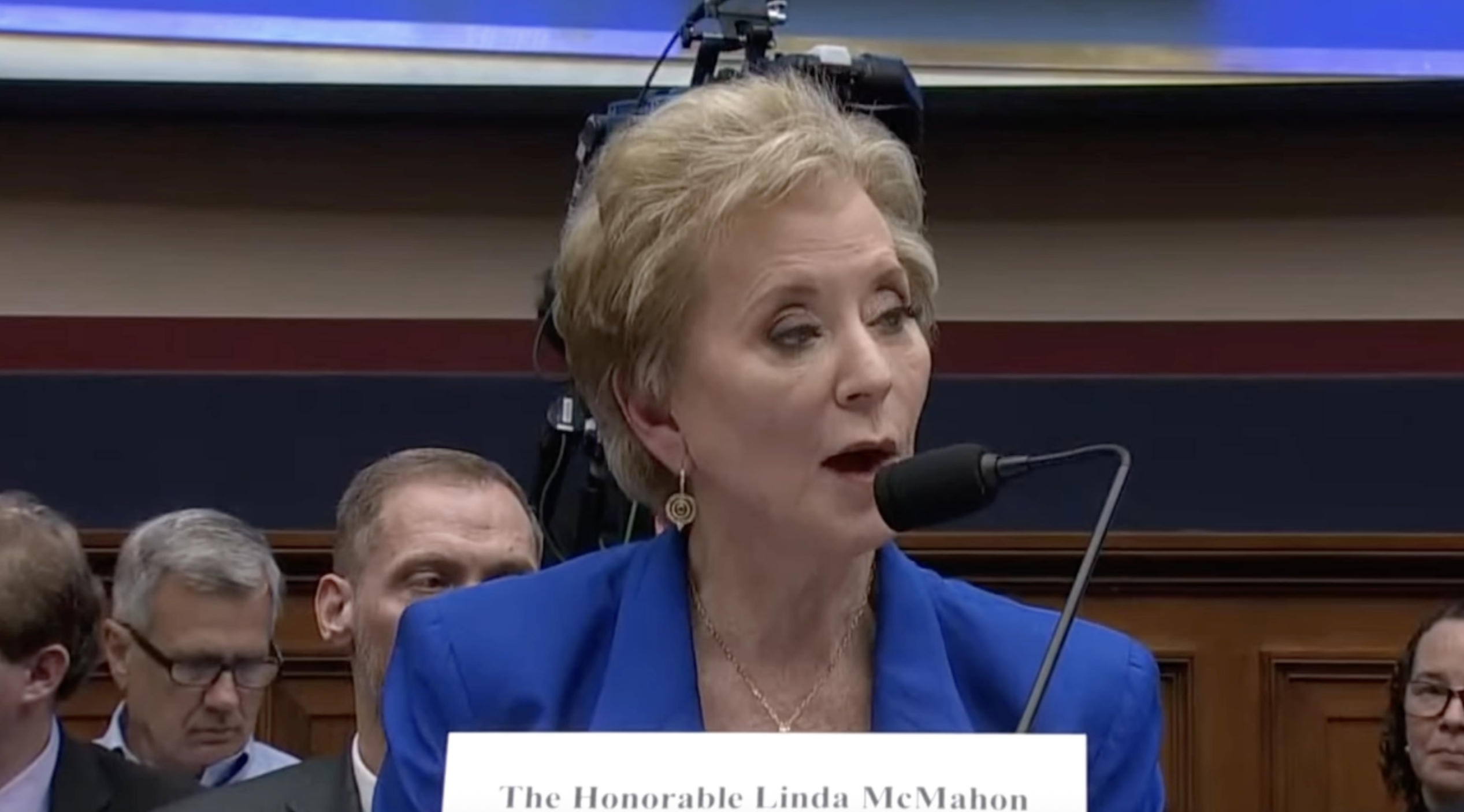 'Haven't read that': Billionaire Linda McMahon admits she has 'no idea ...