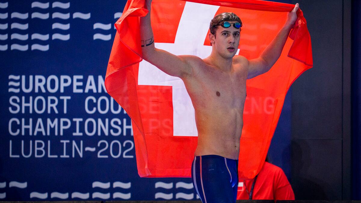 Über 200 m Schmetterling: Ponti gewinnt drittes EM-Gold