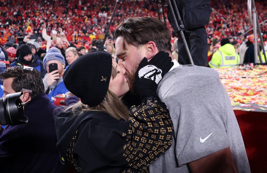 5 humble brags that make you sound like smug married couples