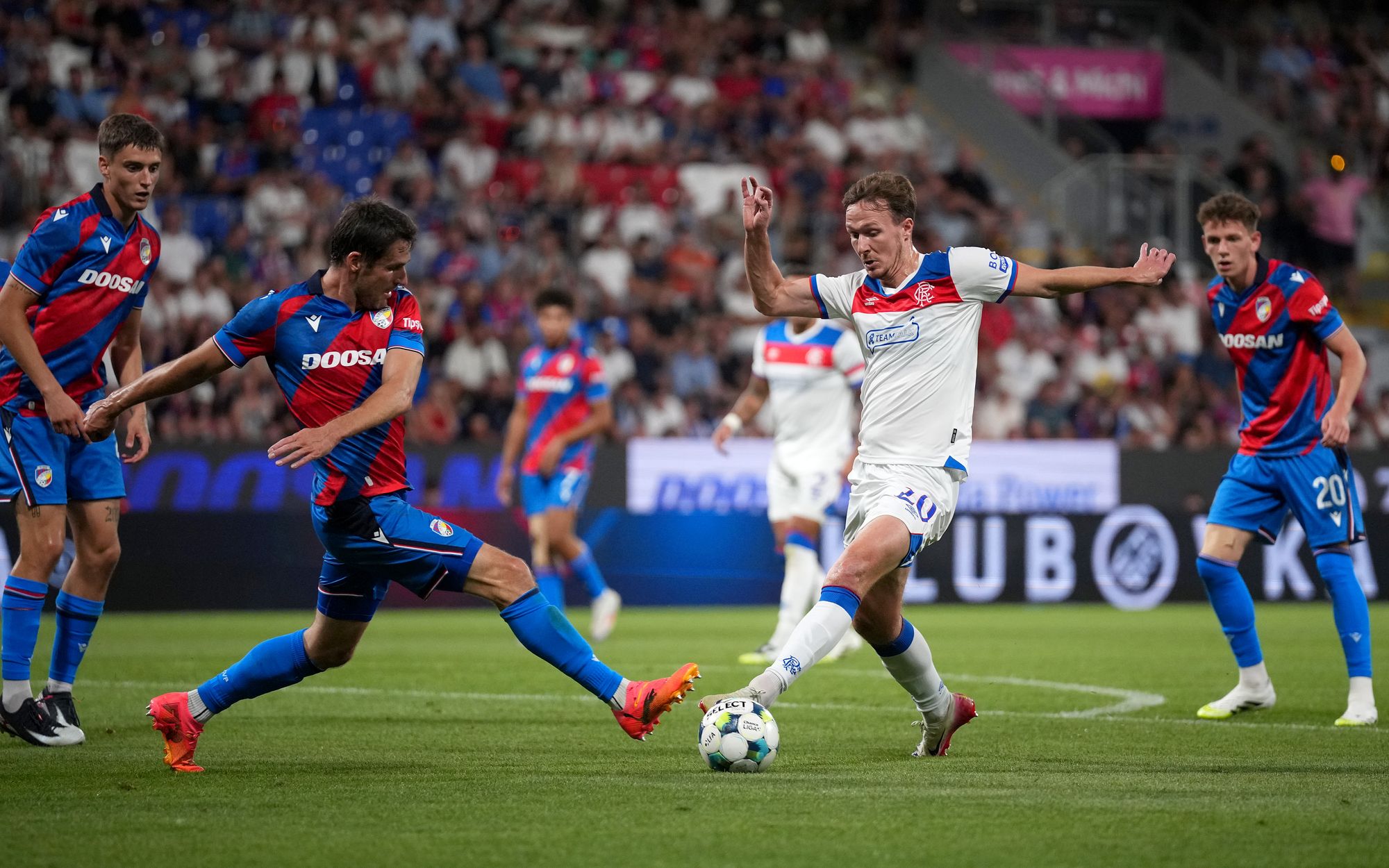 Leeds United sign £19m man and Sheffield United & Sheffield Wednesday ...