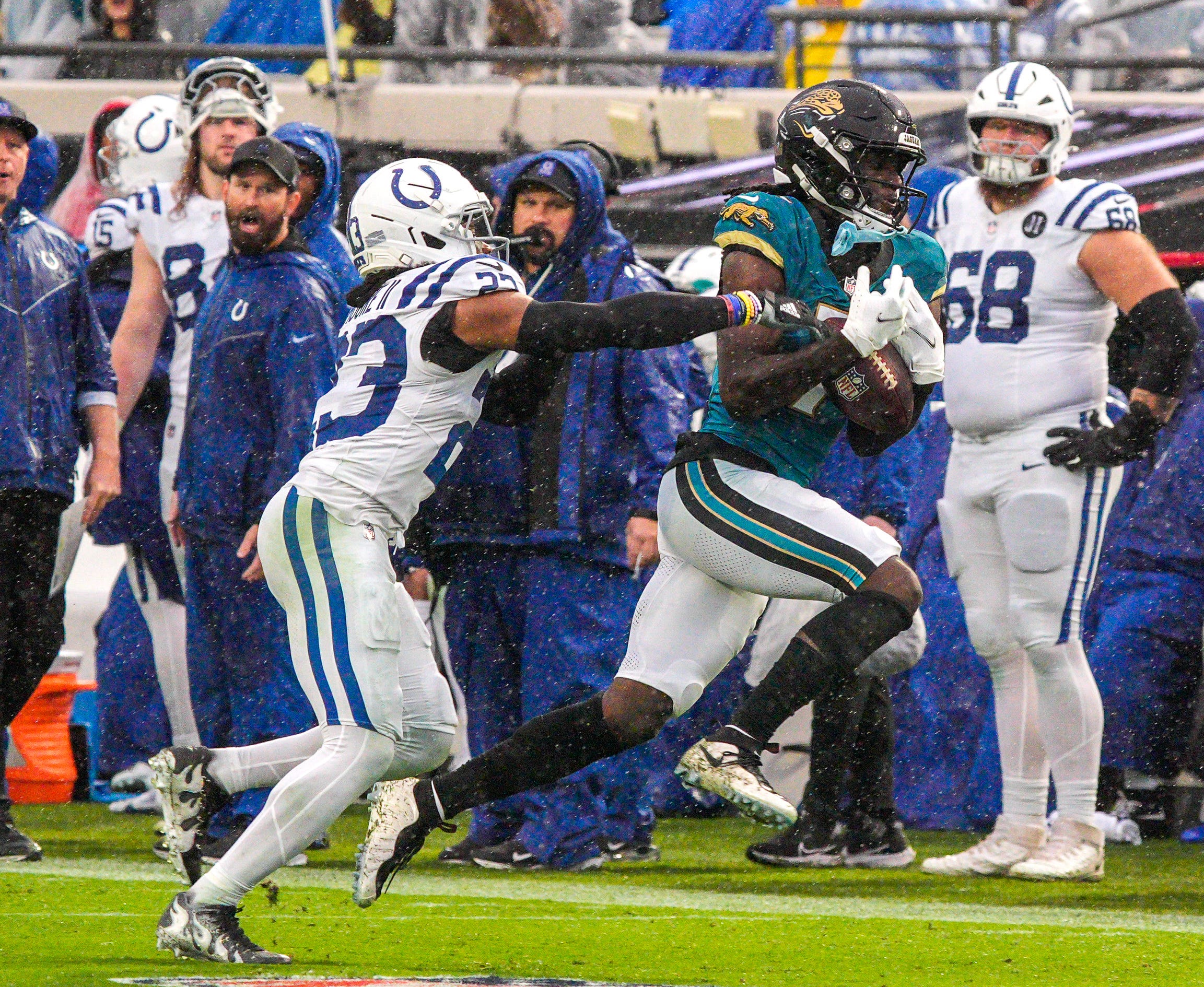 Jacksonville Jaguars' Brian Thomas Jr. sure-handed on slippery day