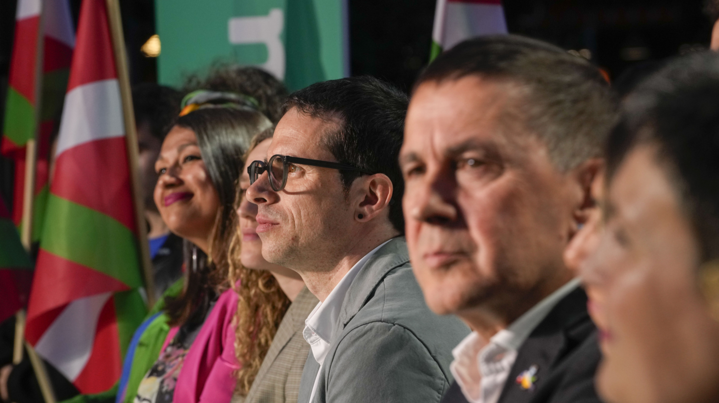 EH Bildu se desentiende de los ataques contra símbolos españoles ...