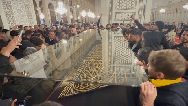 Syria's leader unveils gift from Saudi crown prince on anniversary of ...