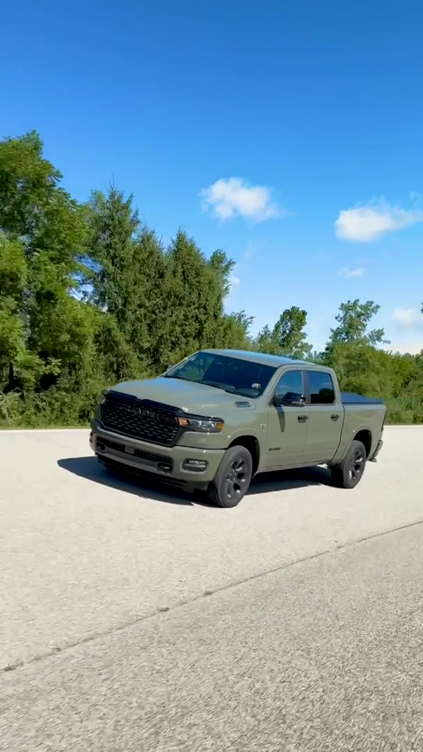 2026 Ram 1500 5.7-liter HEMI® V-8 eTorque in military green