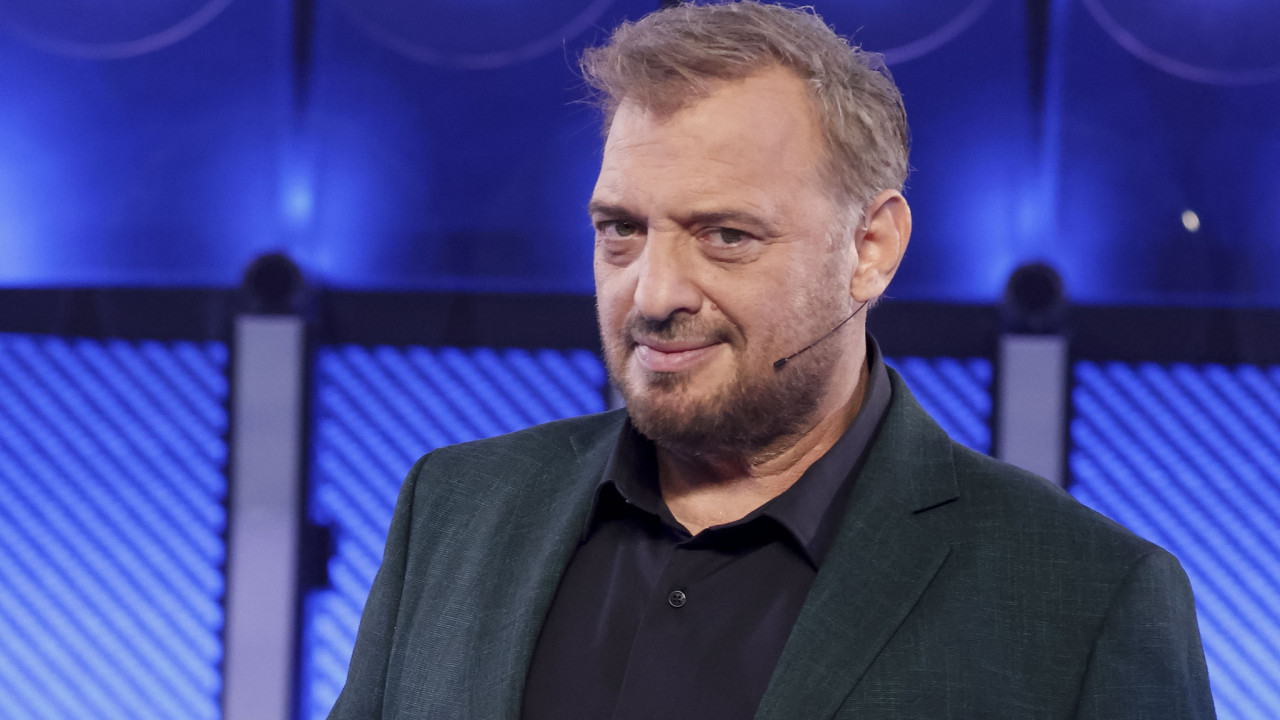 «The Wall»: Τα ξαδέρφια εισβάλλουν στο πλατό και φέρνουν τα πάνω - κάτω