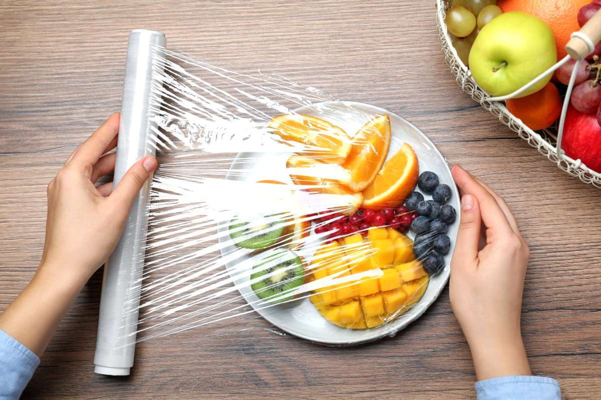 Plastic wrap is not a good idea: Here's why you shouldn't use it ...