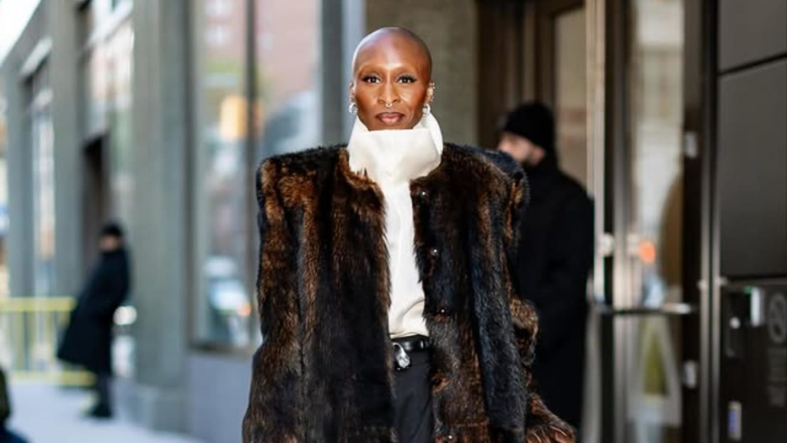 Cynthia Erivo plagiarism scandal: Memoir used Ariana Grande's 'Petri ...