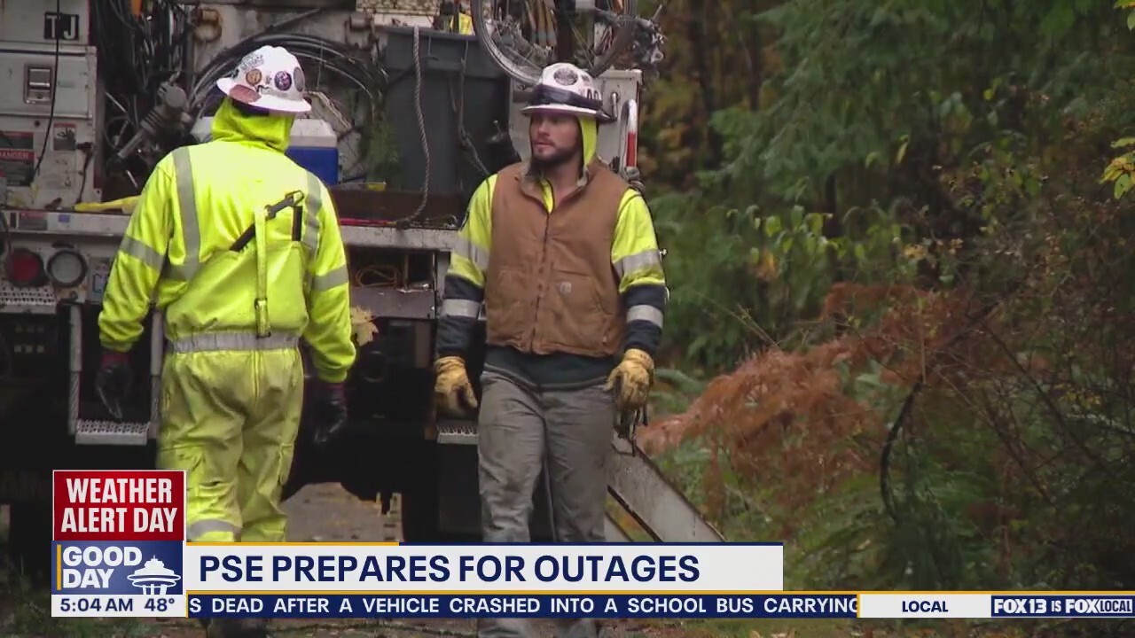 Crews prepare for power outages in WA