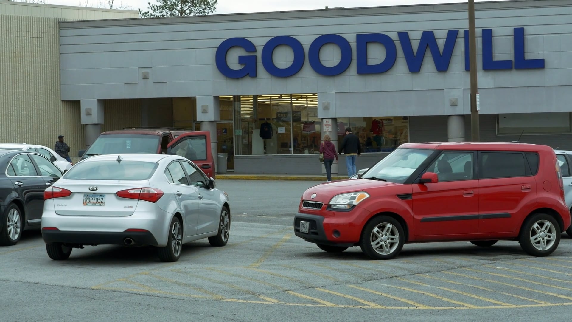 Goodwill hits $5.5 billion by ignoring every rule successful retailers ...