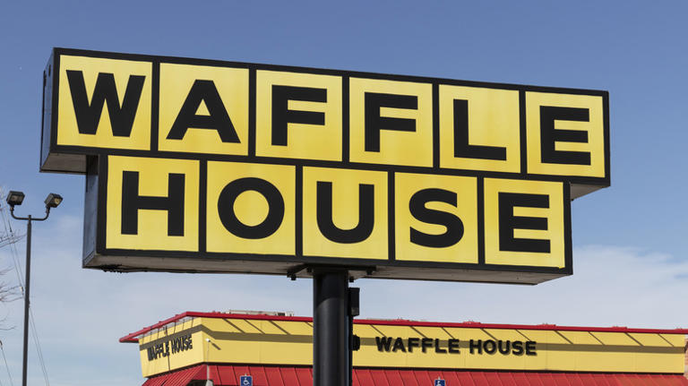 10 mistakes to avoid while dining at Waffle House