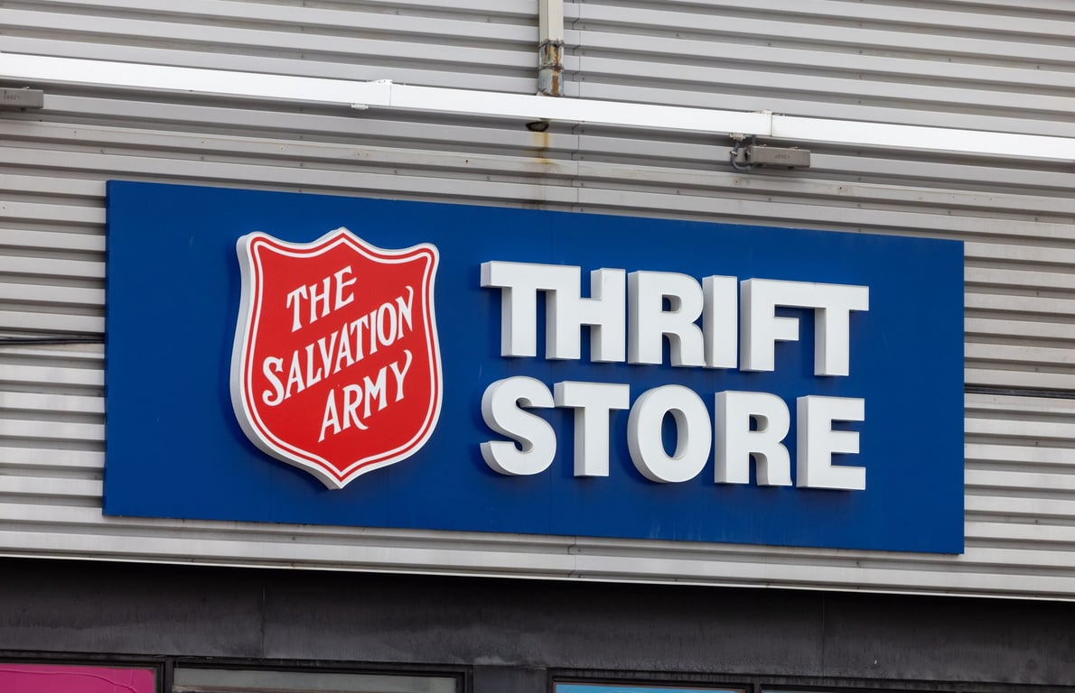 I'm a professional thrifter. Here's what I do differently when shopping ...