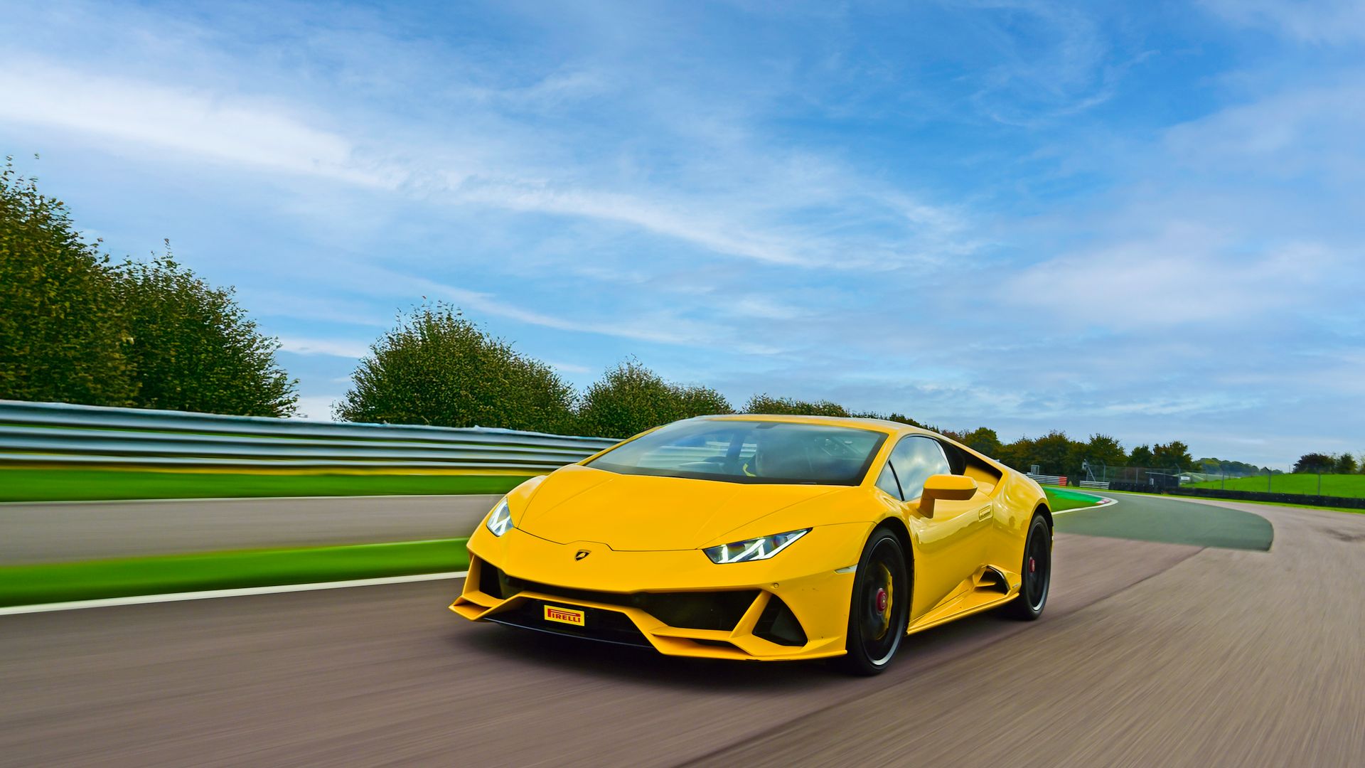 Man demands £50 million for 'Lambo.com' domain, gets nothing